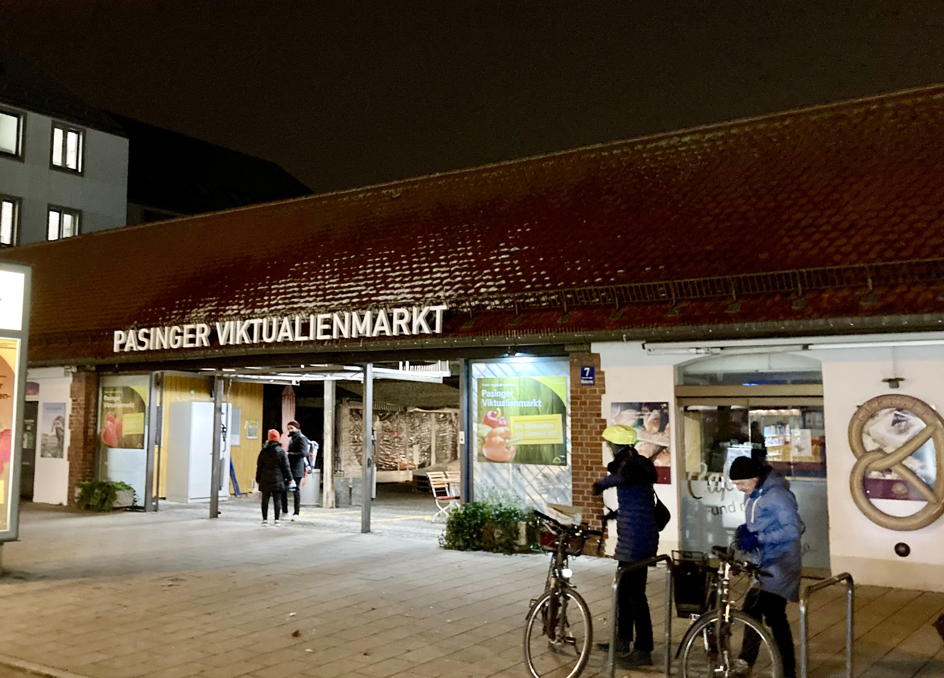 Pasinger Viktualienmarkt leuchtet